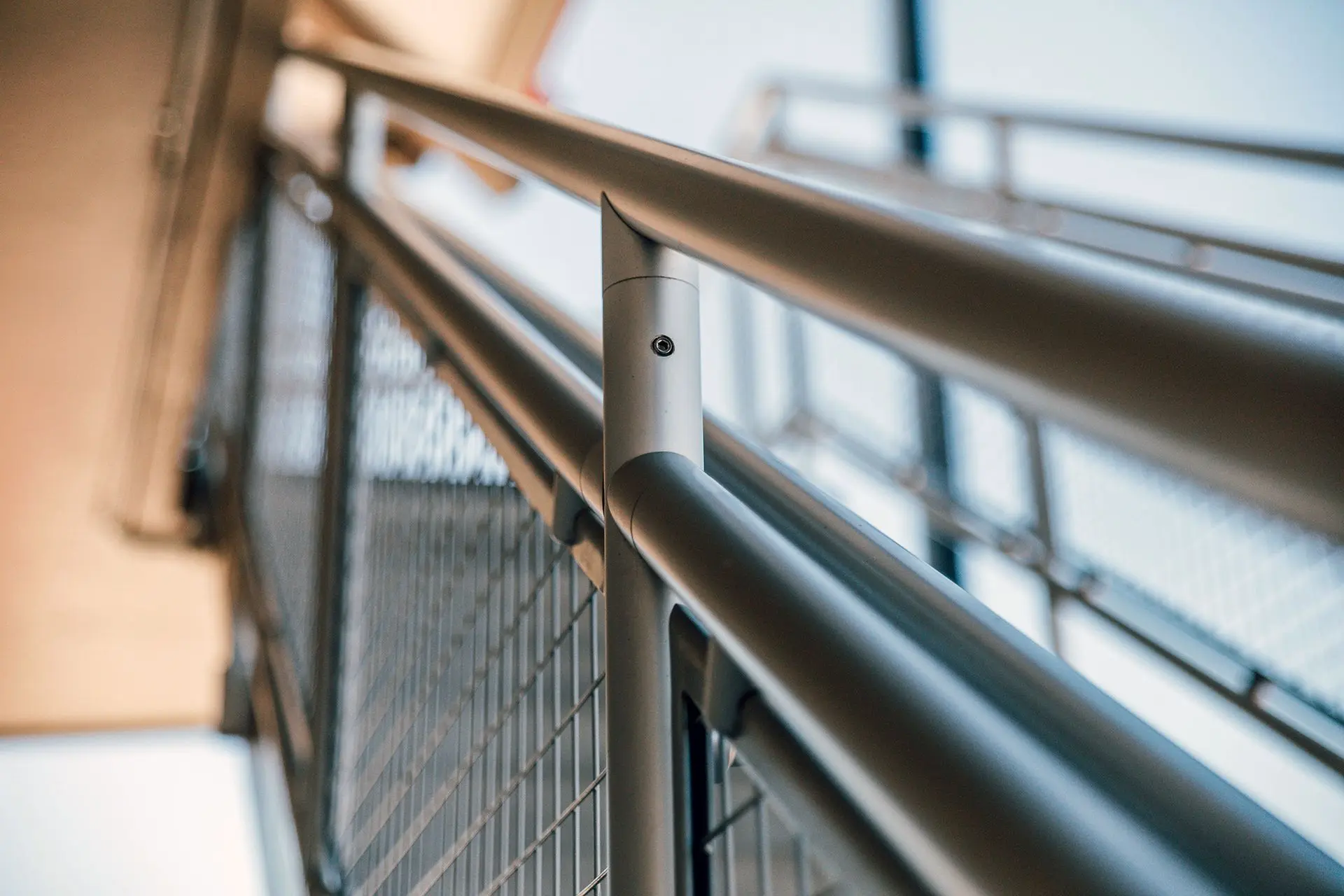 ᑕ ᑐ OSHA Handrail Requirements, Rules, Guidelines